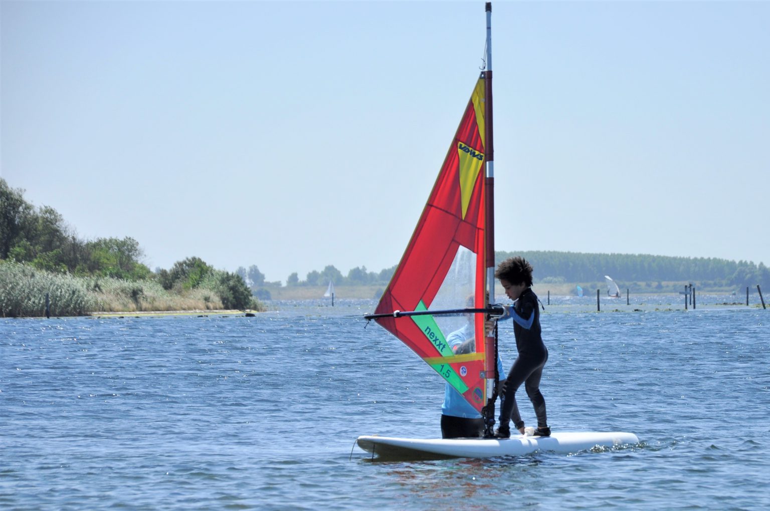 Windsurfing lessons from experienced instructors? Surfschool Veerse Dam